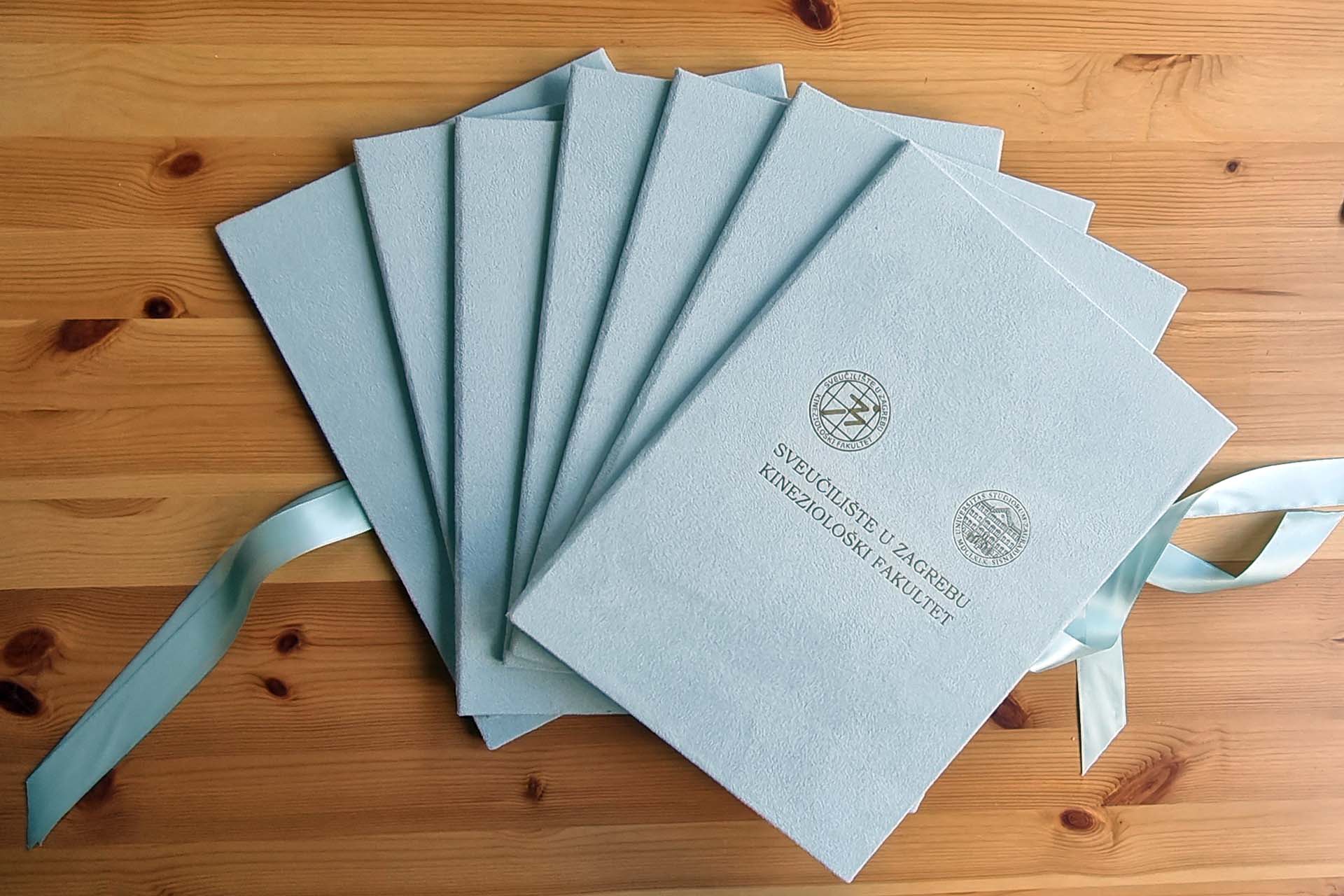 Tvrdi uvez diplomskih radova – Trendi korice po narudžbi